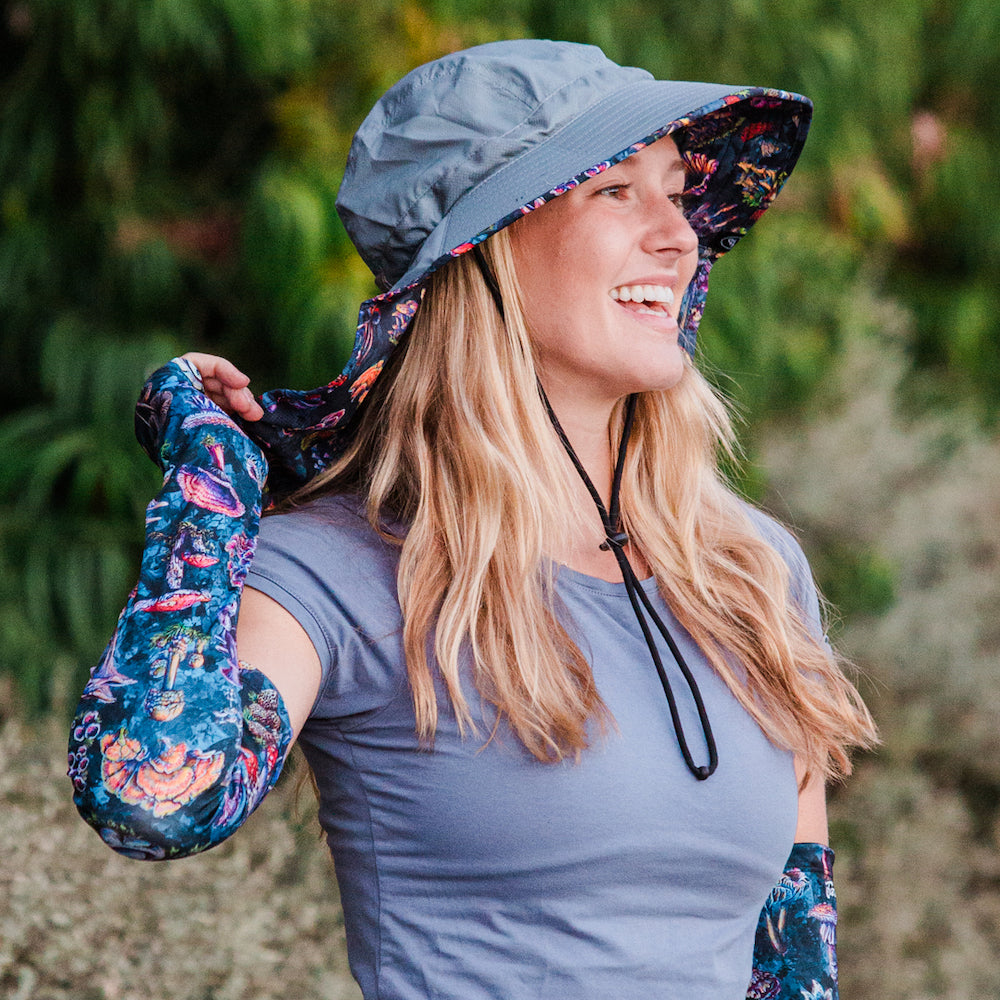 Fungi Forager Gear Pack - Sleeves, Gloves, Sun Hat – Farmers Defense